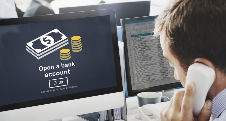 How to Switch to a New Bank Account (It's Actually Really Easy ...